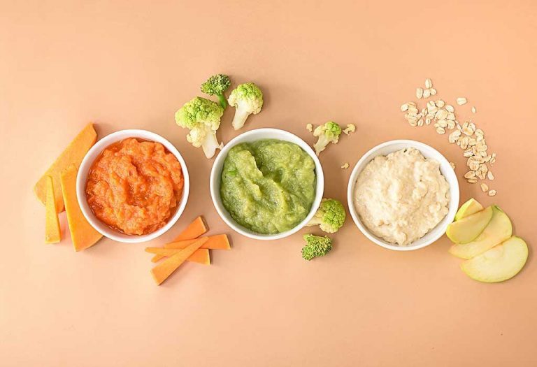 A Guide to Starting Solids: Introducing Baby Food & Purees - Wellhub